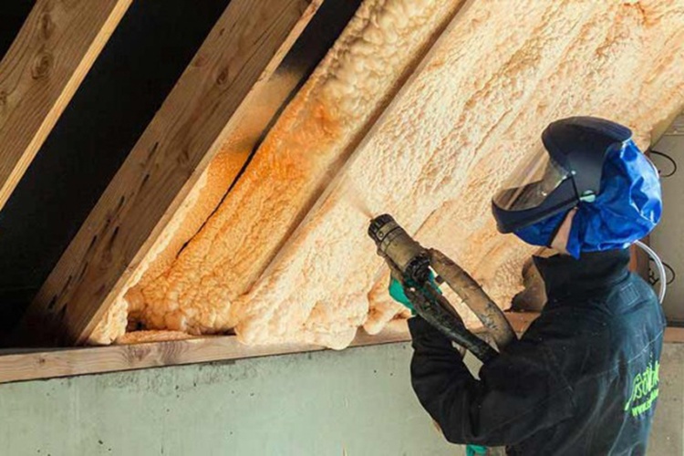 The behaviour of polyurethane systems as thermal insulation