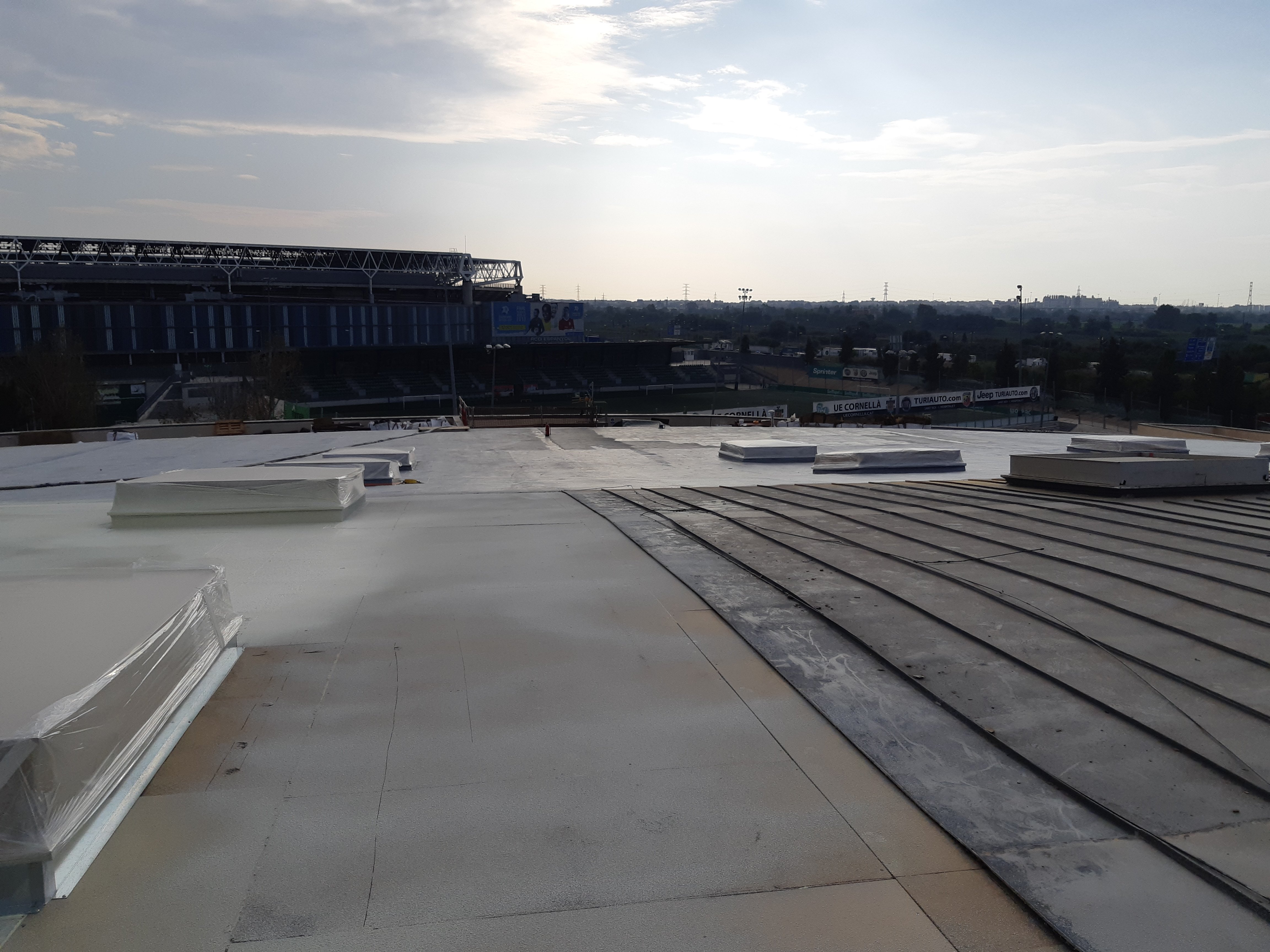 Case Study: Poliuretan Spray 7129 Roof HFO